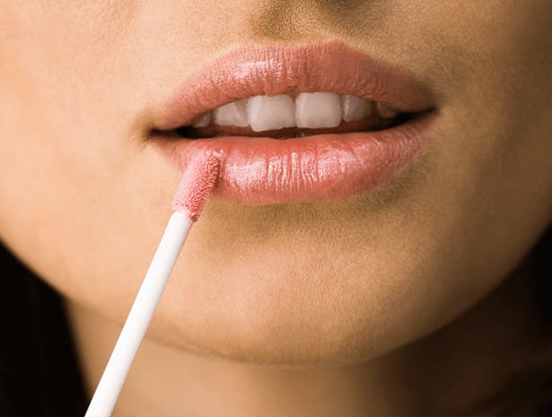 How To Get Rid Of Cold Sore Scabs On Lips | Lipstutorial.org